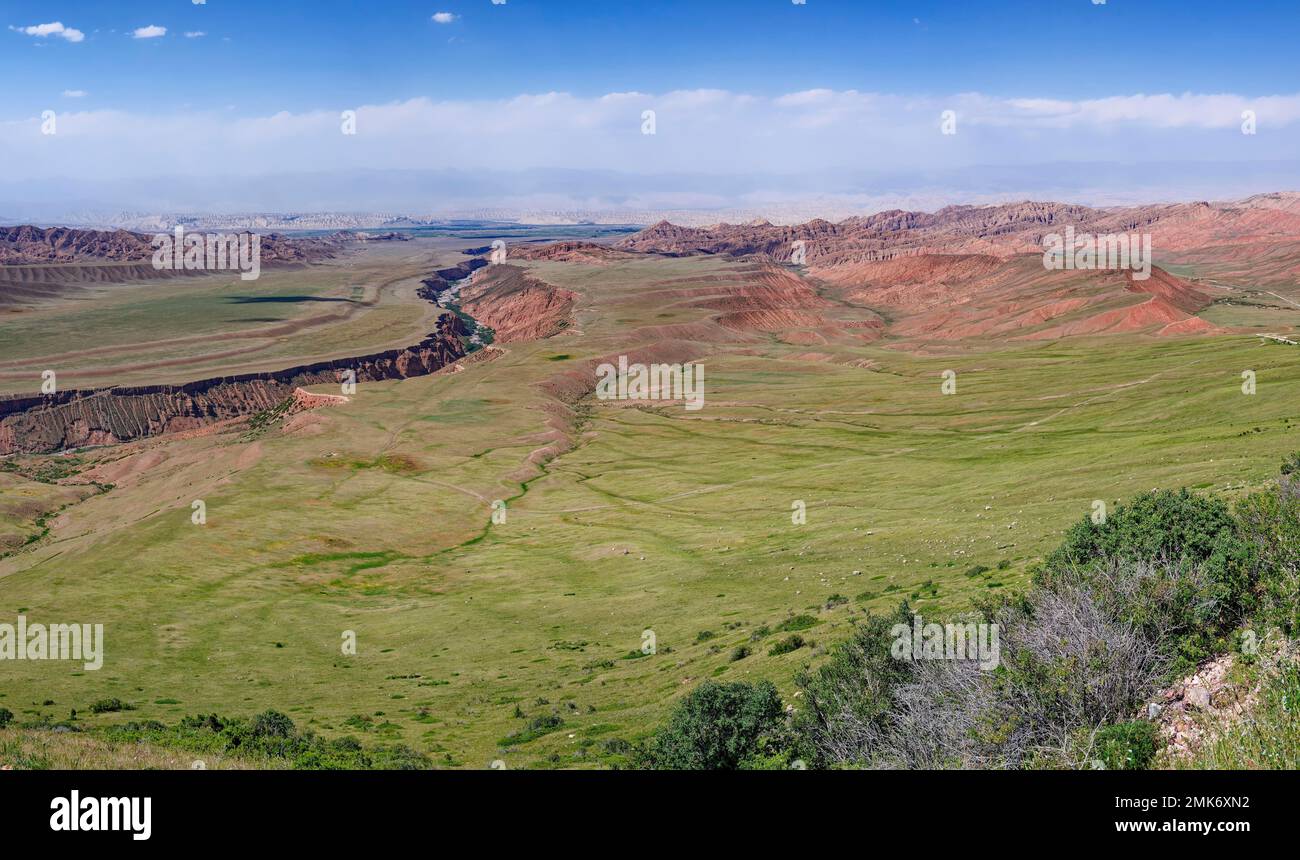 Landscape along the At-Bashy Range, Naryn Region, Kyrgyzstan Stock ...