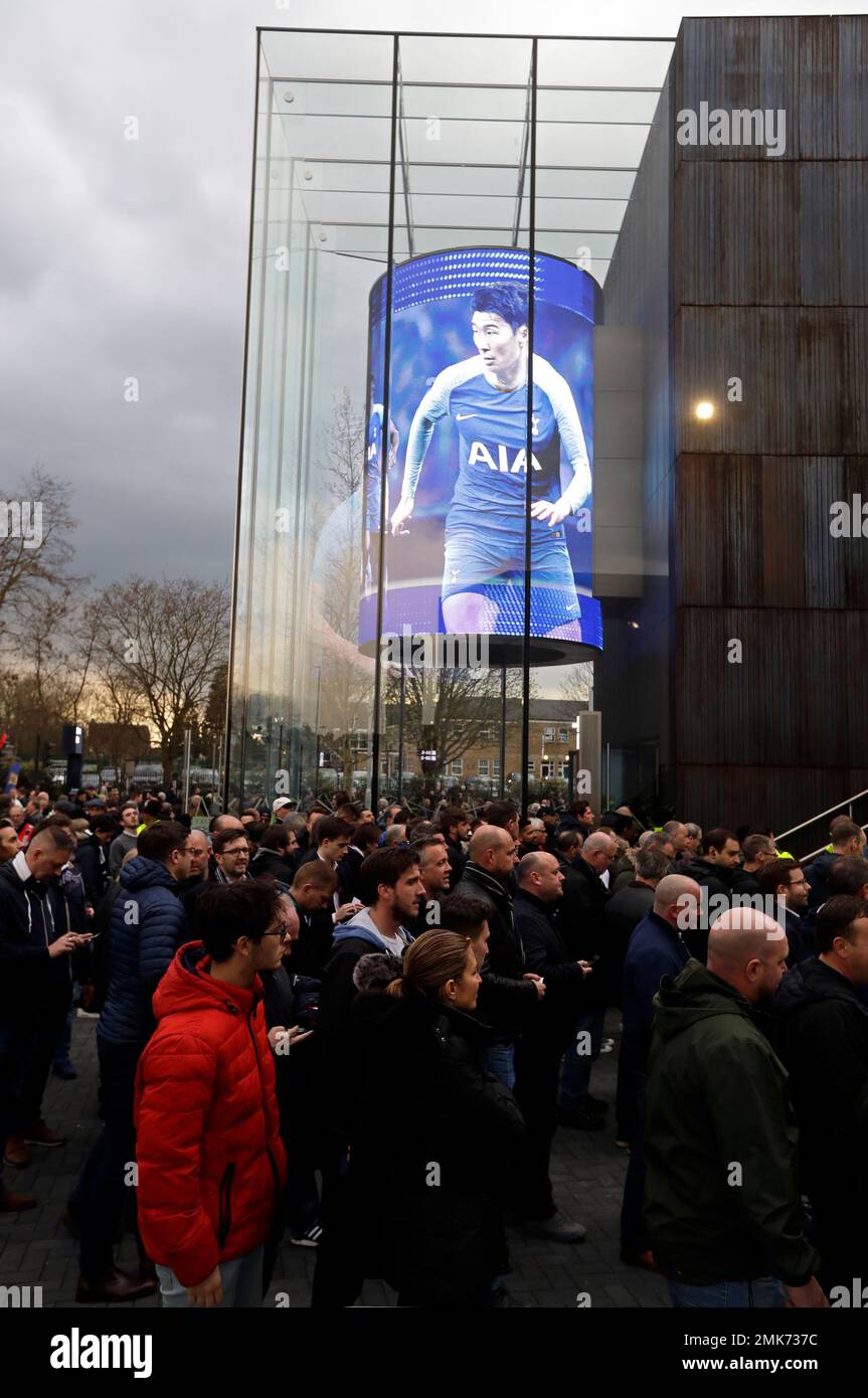 Fans queue outside the new Tottenham Hotspur stadium ahead of the ...