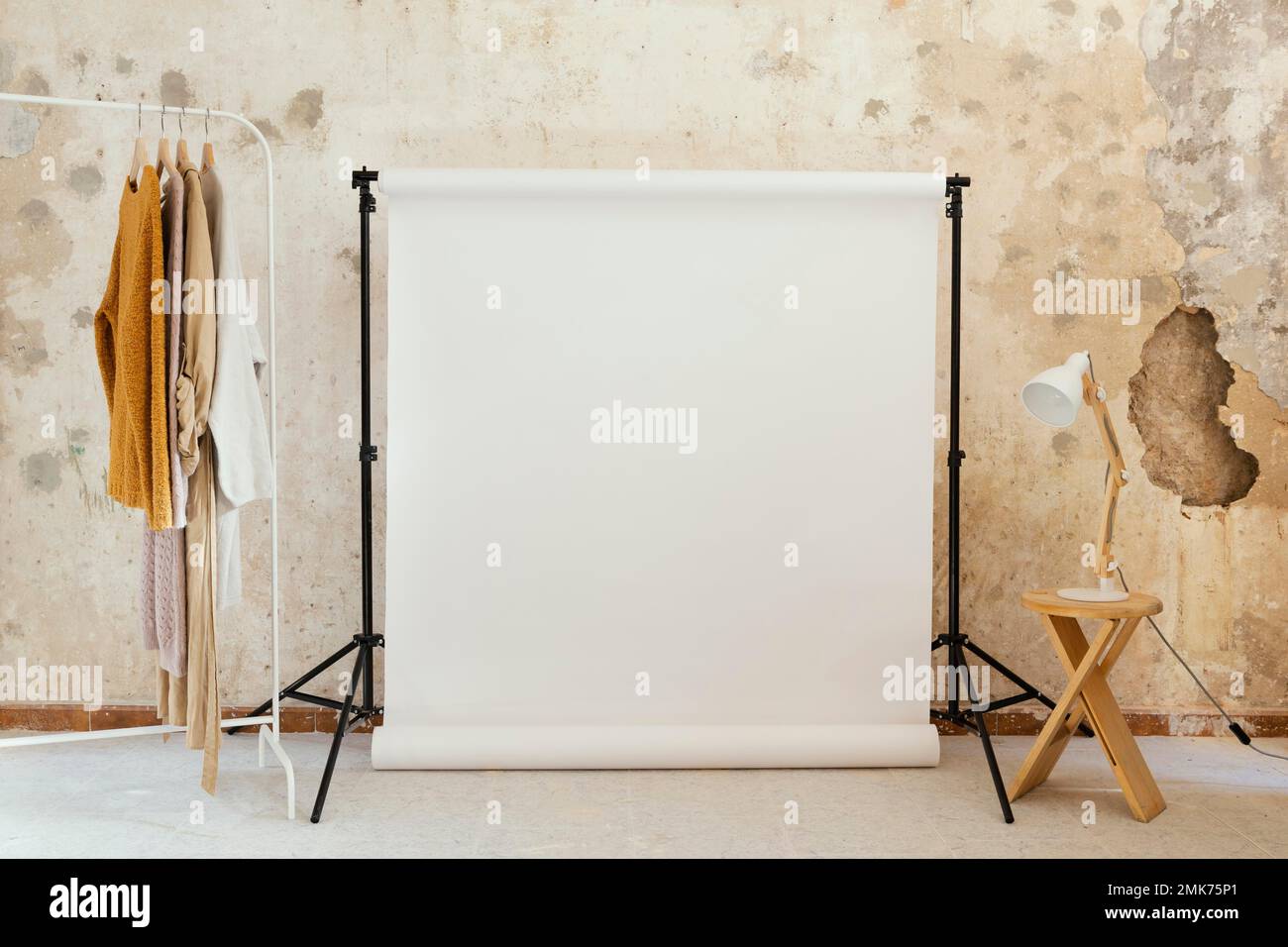 Studio high hi-res stock photography and images - Alamy