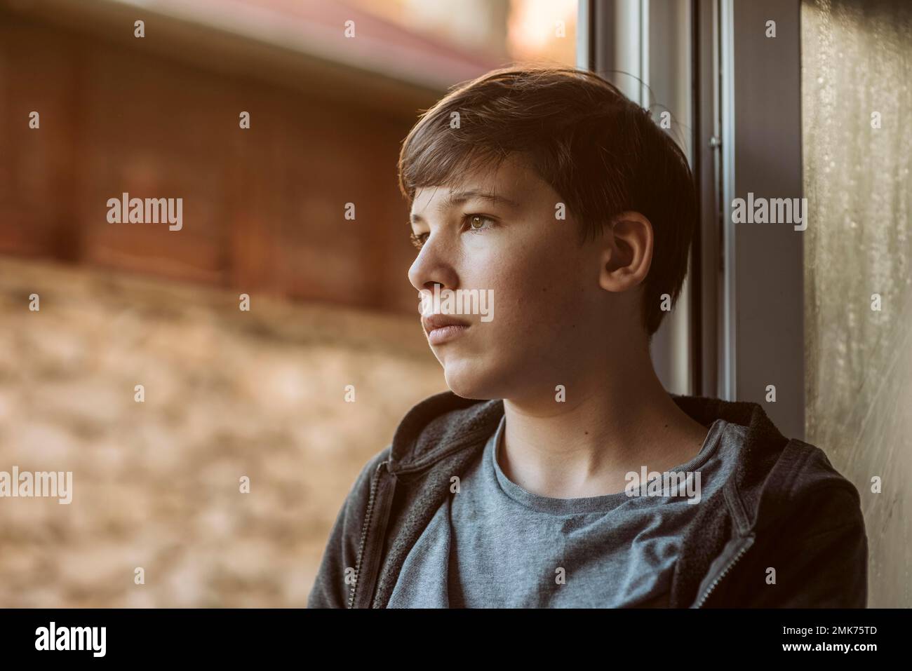 Child angry outside hi-res stock photography and images - Alamy
