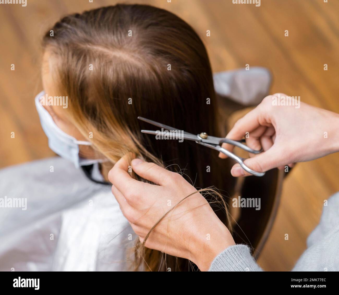 Medical mask girl hi-res stock photography and images - Alamy