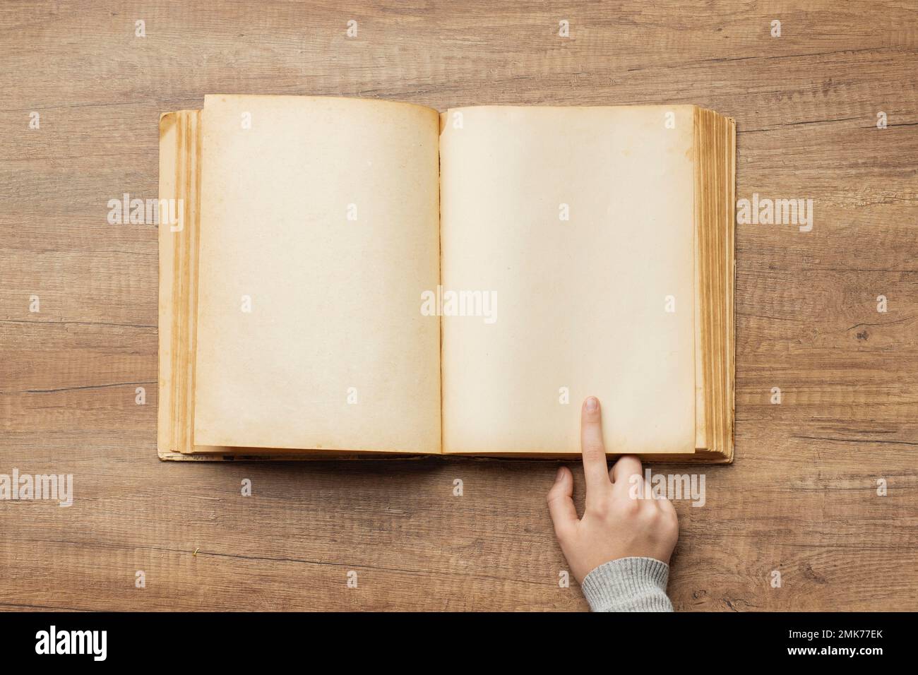 Brochure design inspiration hi-res stock photography and images - Alamy