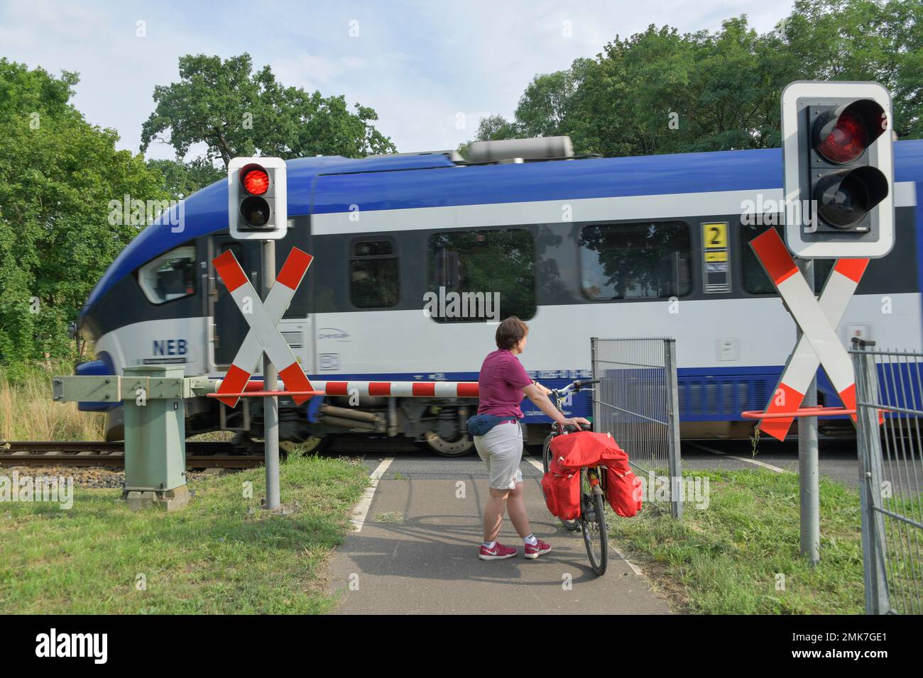 Two level crossing hi-res stock photography and images - Alamy