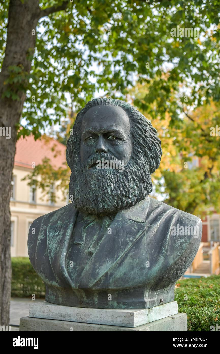 Karl Marx bust, Wichmannstrasse, Neuruppin, Ostprignitz-Ruppin district ...