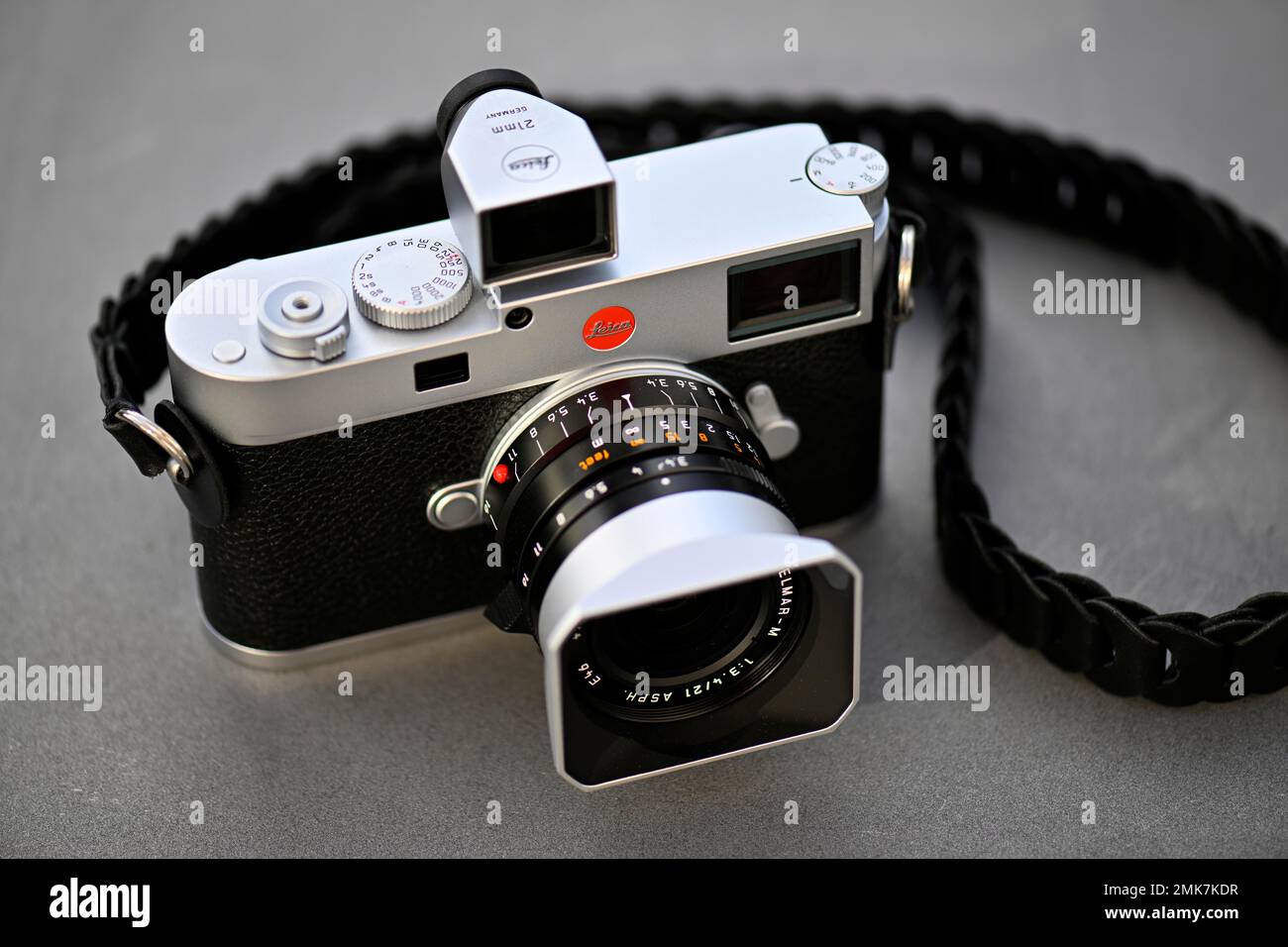 Leica M11 Rangefinder Camera 2022 Silver Chrome Plated Super Angulon