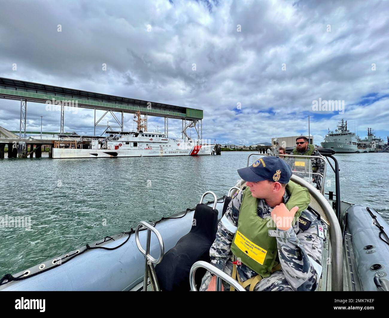 Op blue pacific hi-res stock photography and images - Alamy