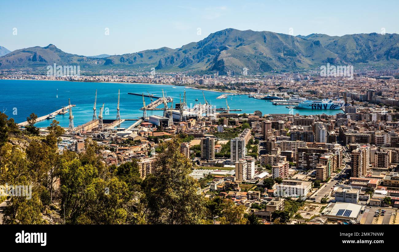 City view Palermo with harbour, Sicily, Palermo, Sicily, Italy Stock ...