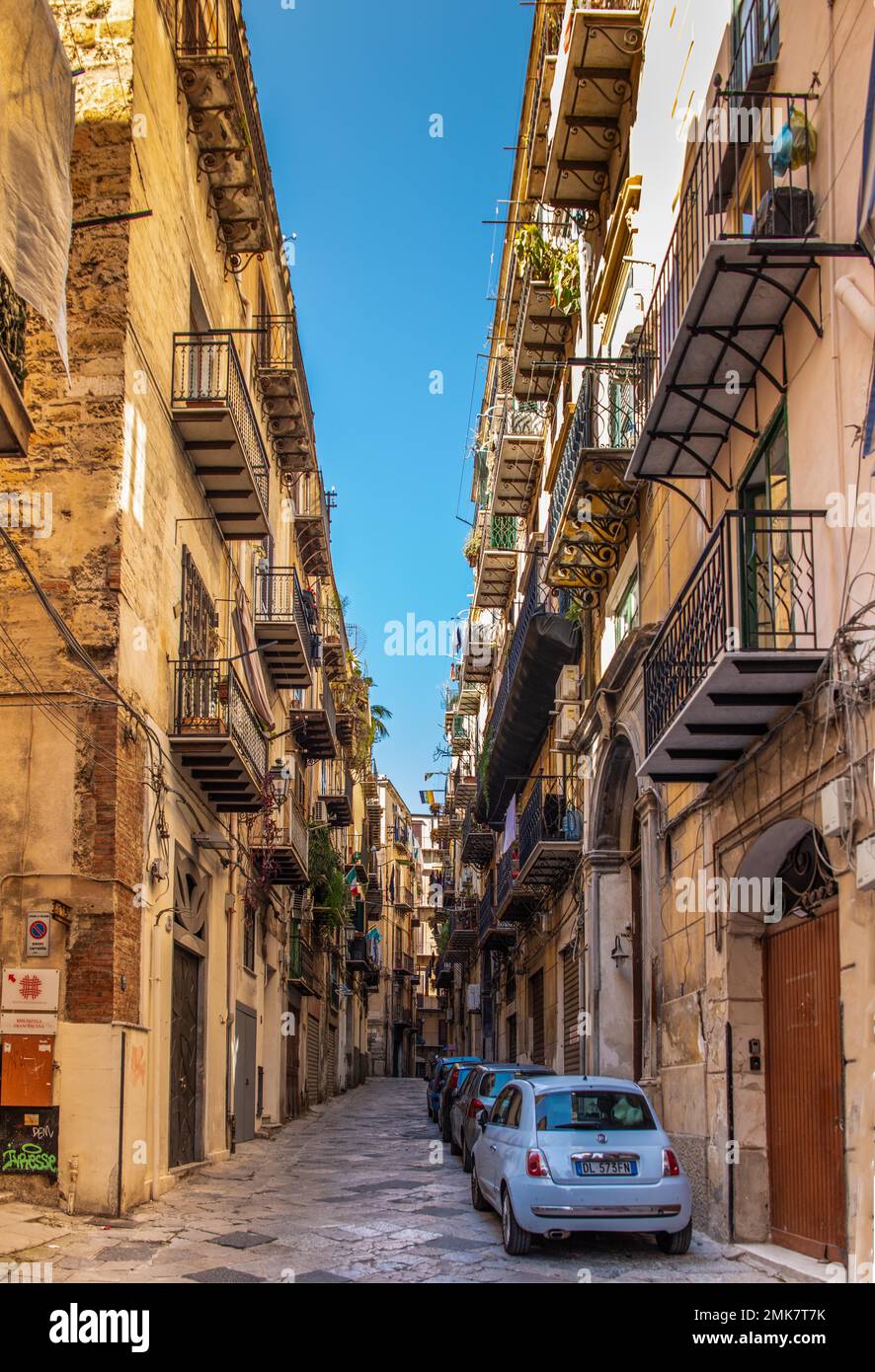 Palermo sicily and old city hi-res stock photography and images - Alamy