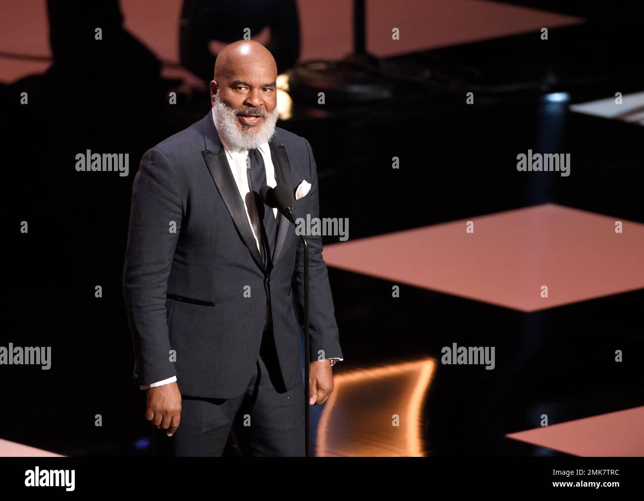 David Alan Grier presents the black and positively golden music honor ...