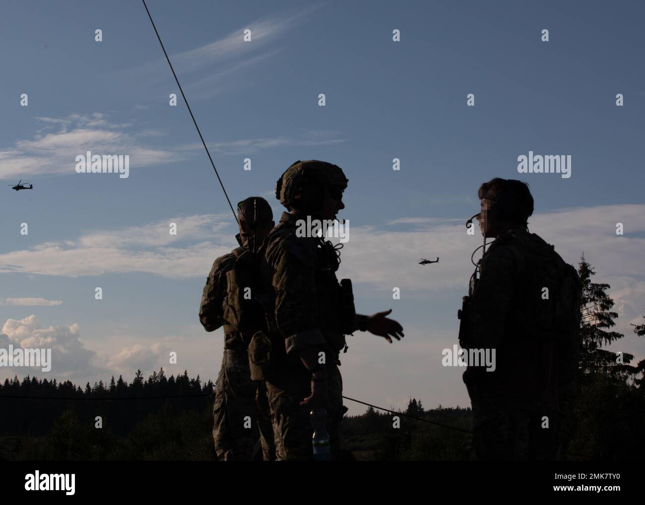 Joint Terminal Attack Controllers (JTAC) from 10th Special Forces Group ...