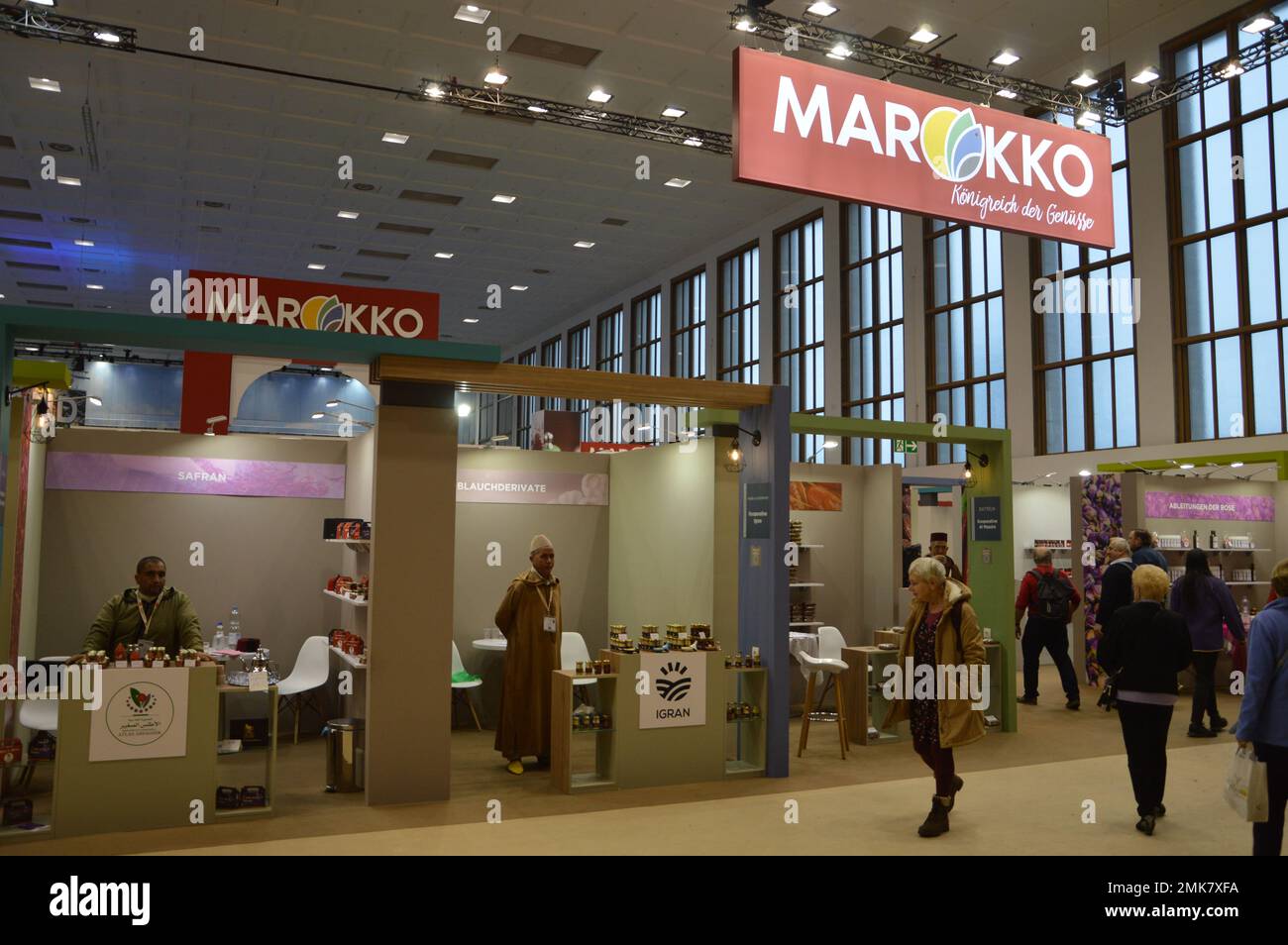 Berlin photo booth hi-res stock photography and images - Alamy