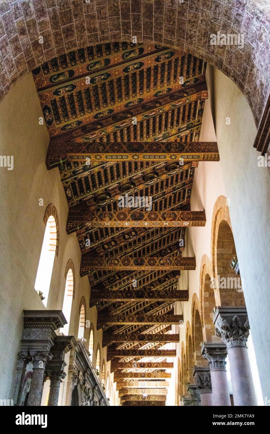 Maria ss assunta hi-res stock photography and images - Alamy