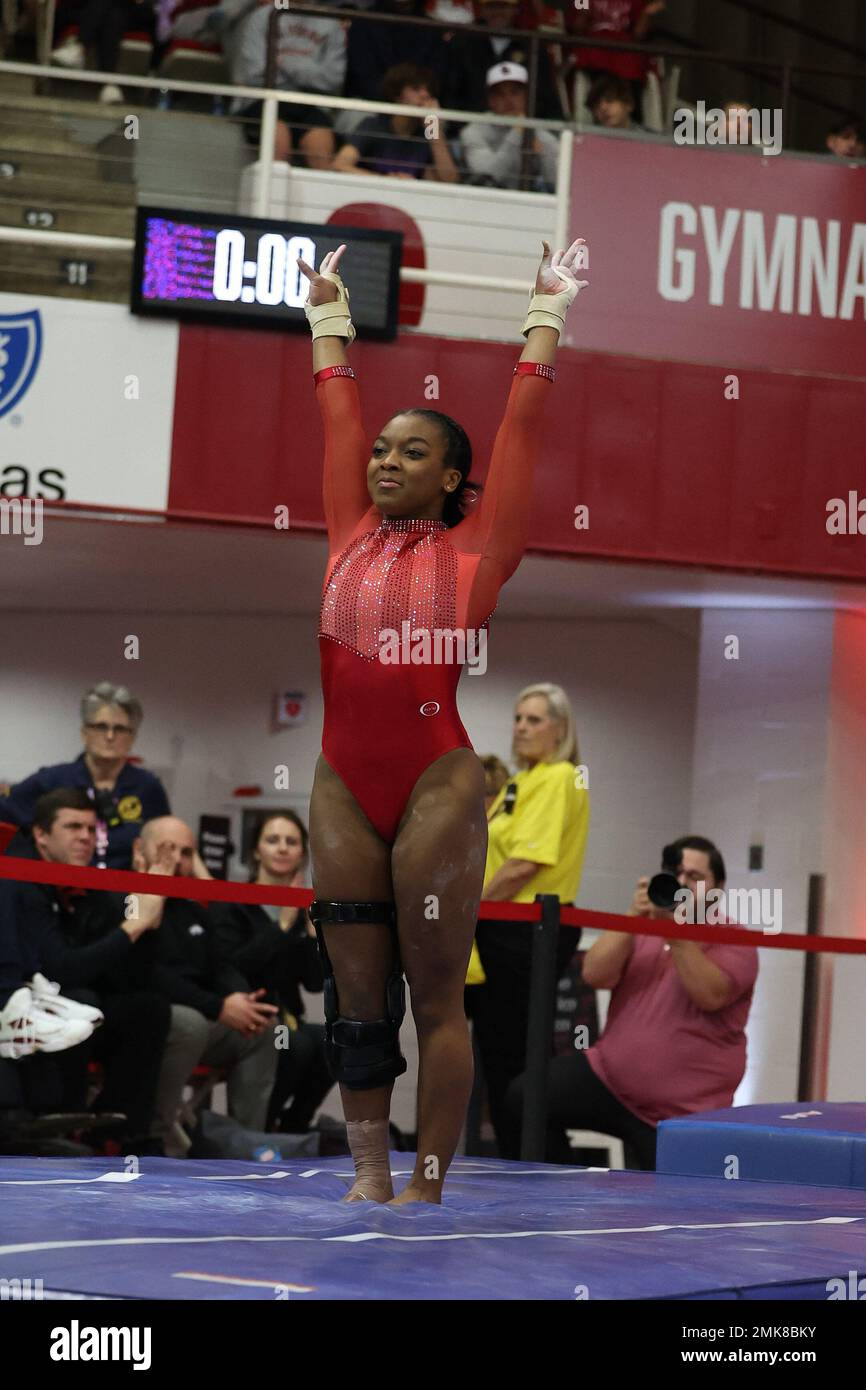January 27, 2023: Razorback gymnast Frankie Price lands her vault ...