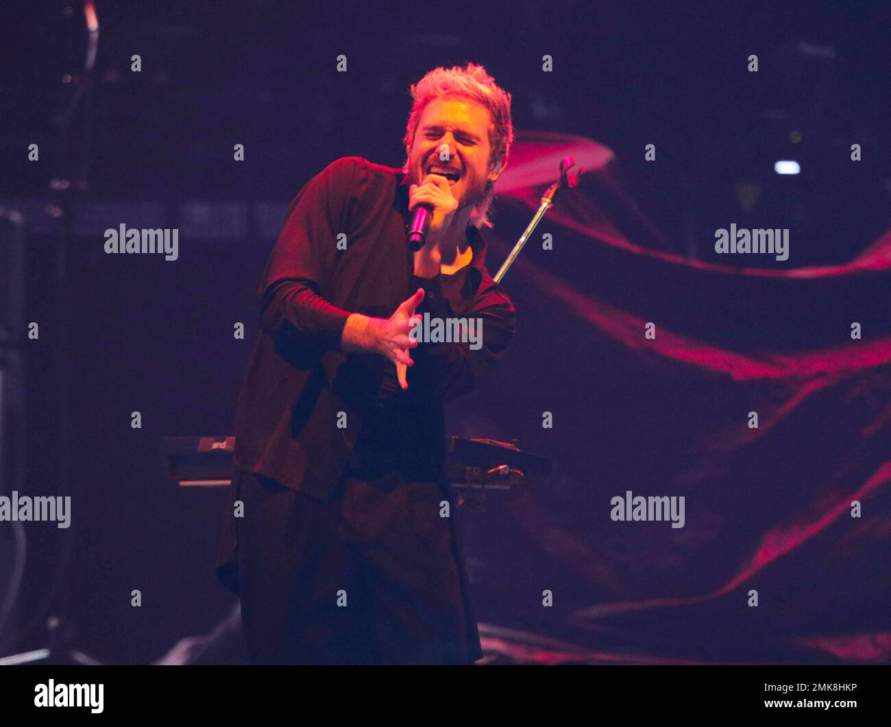 Nicholas Petricca with Walk the Moon performs as the opener for Muse at ...