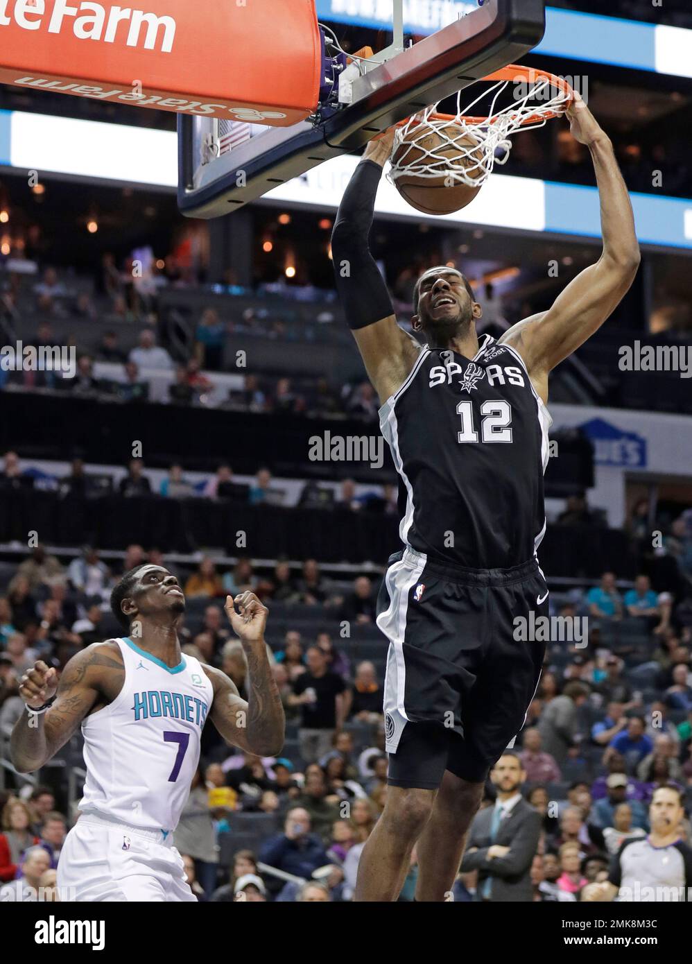 Lamarcus Aldridge Dunk