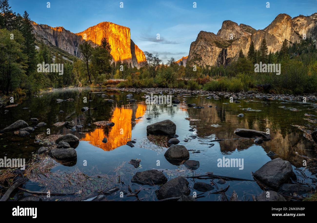 The Iconic Valley View at Yosemite National Park Stock Photo - Alamy