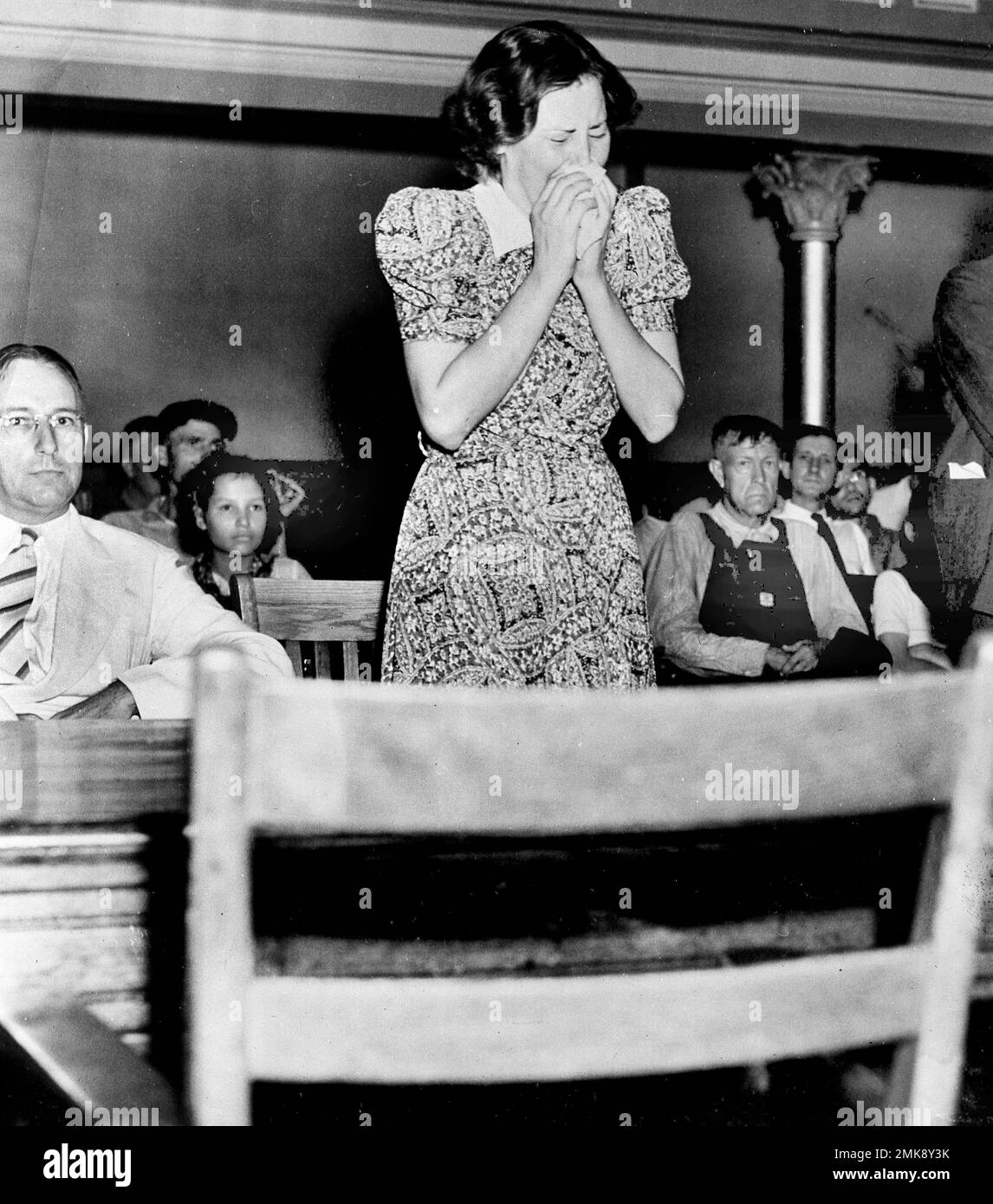 Verna Mae Fowler, waitress, burst into tears in court at Waycross, Ga ...
