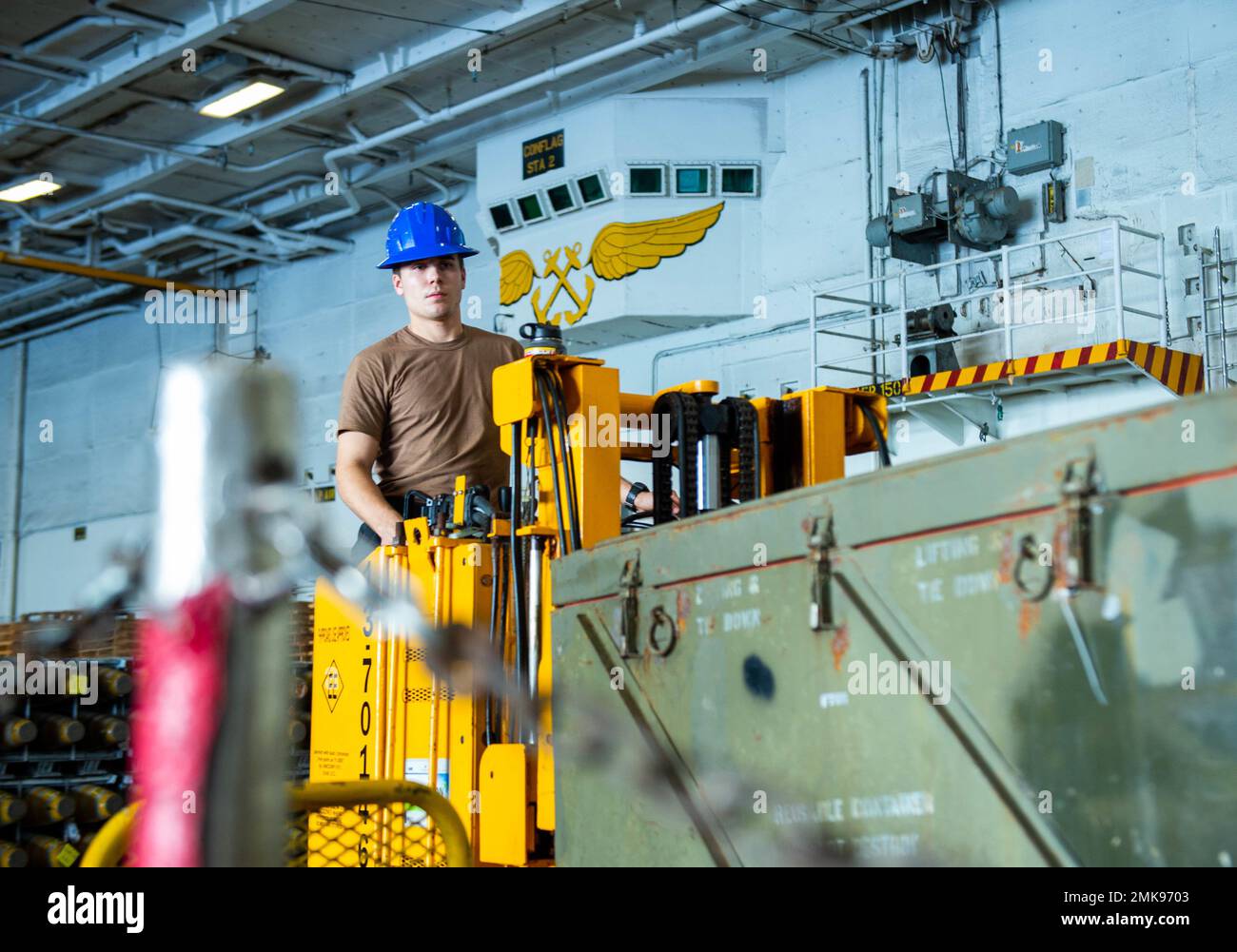 220907-N-JR318-1056 ATLANTIC OCEAN (Sep. 7, 2022) Aviation Ordnanceman ...