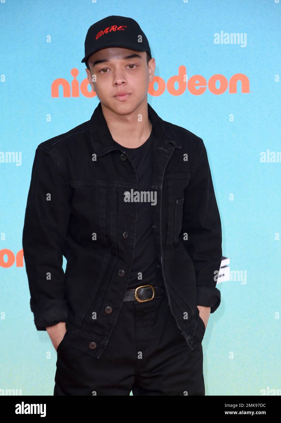 Jason Genao arrives at the Nickelodeon Kids' Choice Awards on Saturday ...