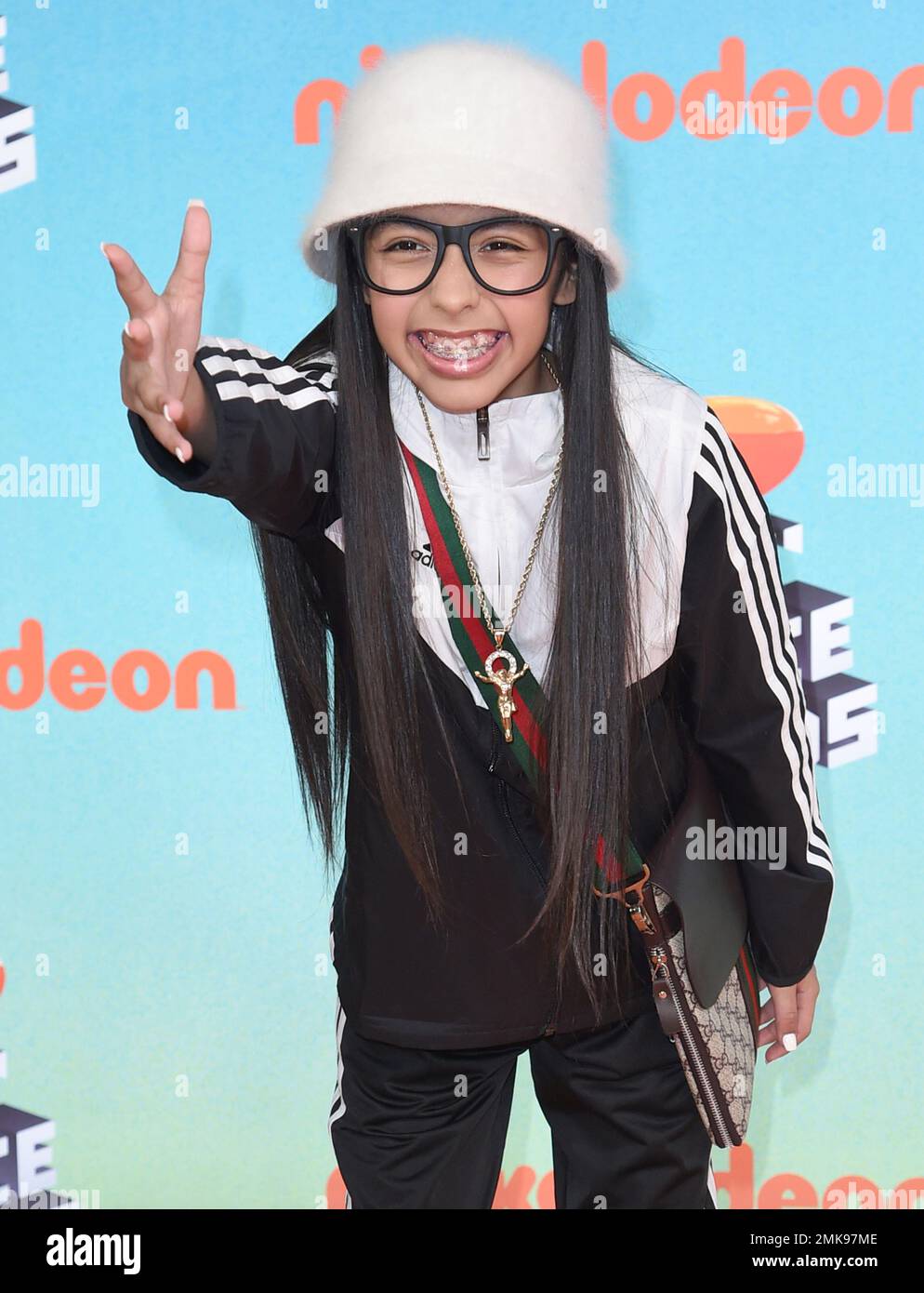 DJ Livia arrives at the Nickelodeon Kids' Choice Awards on Saturday ...