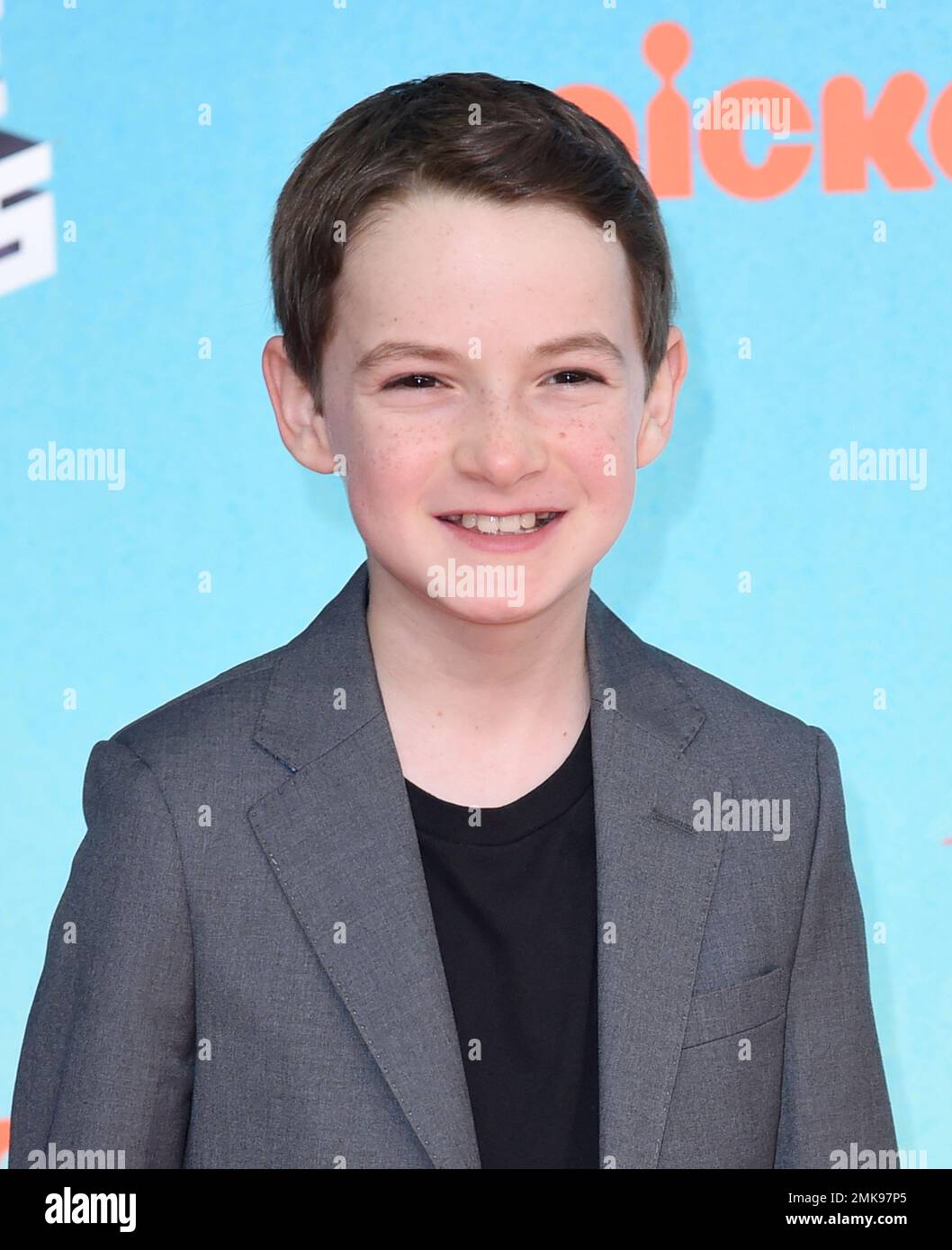 Jason Maybaum arrives at the Nickelodeon Kids' Choice Awards on ...