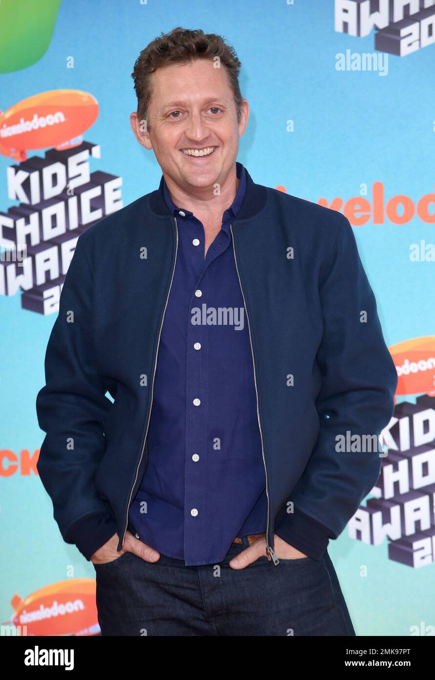 Alex Winter arrives at the Nickelodeon Kids' Choice Awards on Saturday ...