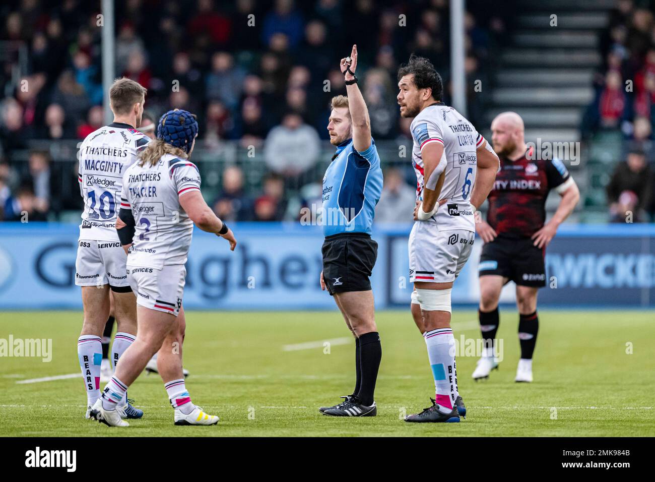 LONDON, UNITED KINGDOM. 28th, Jan 2023. Referee: Anthony Woodthorpe (18 ...