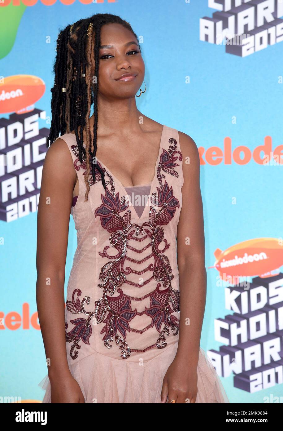 Reiya Downs arrives at the Nickelodeon Kids' Choice Awards on Saturday ...