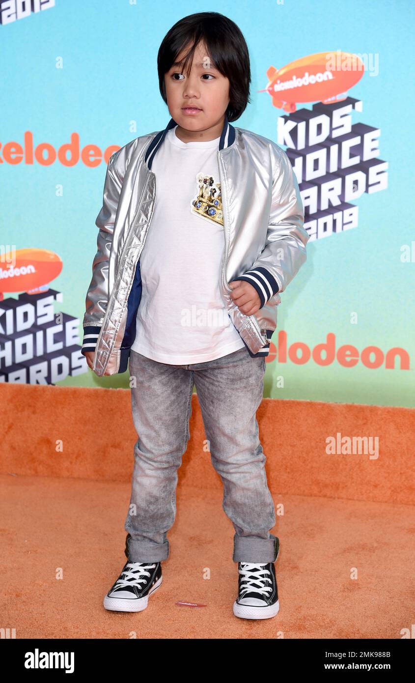 Ryan of Ryan's ToysReview arrives at the Nickelodeon Kids' Choice ...