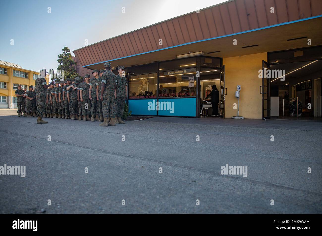 U.S. Marine Corps recruits with Delta Company, 1st Recruit Training ...