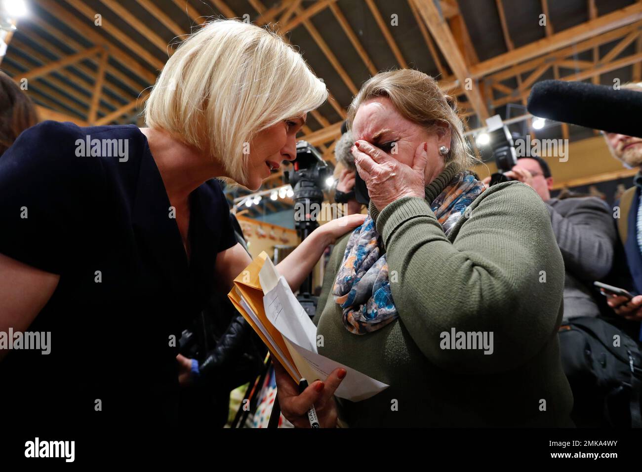 Democratic presidential candidate Sen. Kirsten Gillibrand, D-N.Y ...