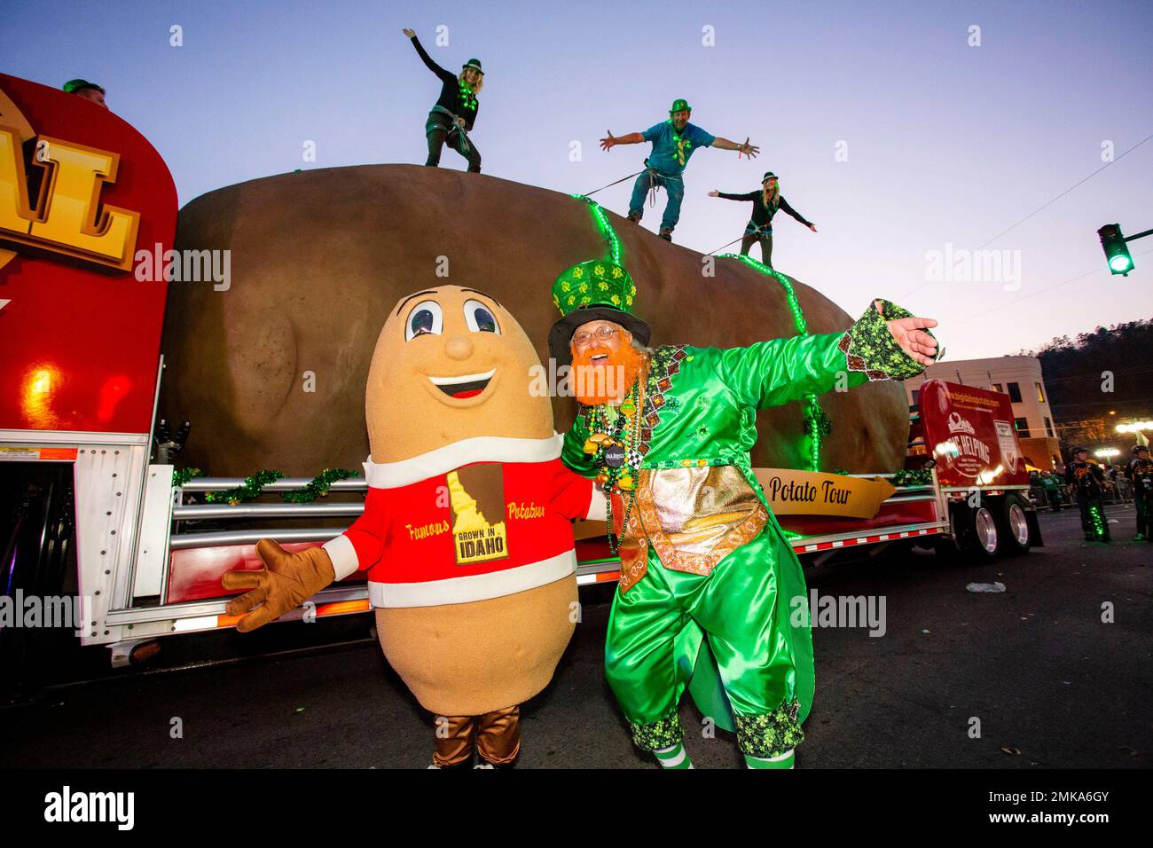 IMAGE DISTRIBUTED FOR IDAHO POTATO COMMISSION - Spuddy Buddy, along ...