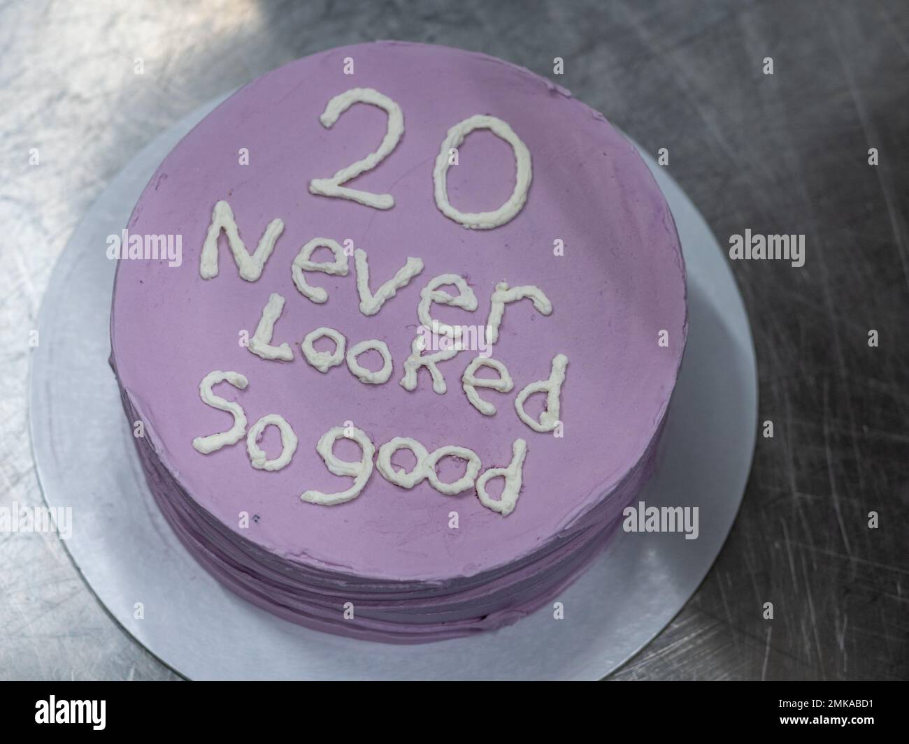 20 years old frosted cake hi-res stock photography and images - Alamy