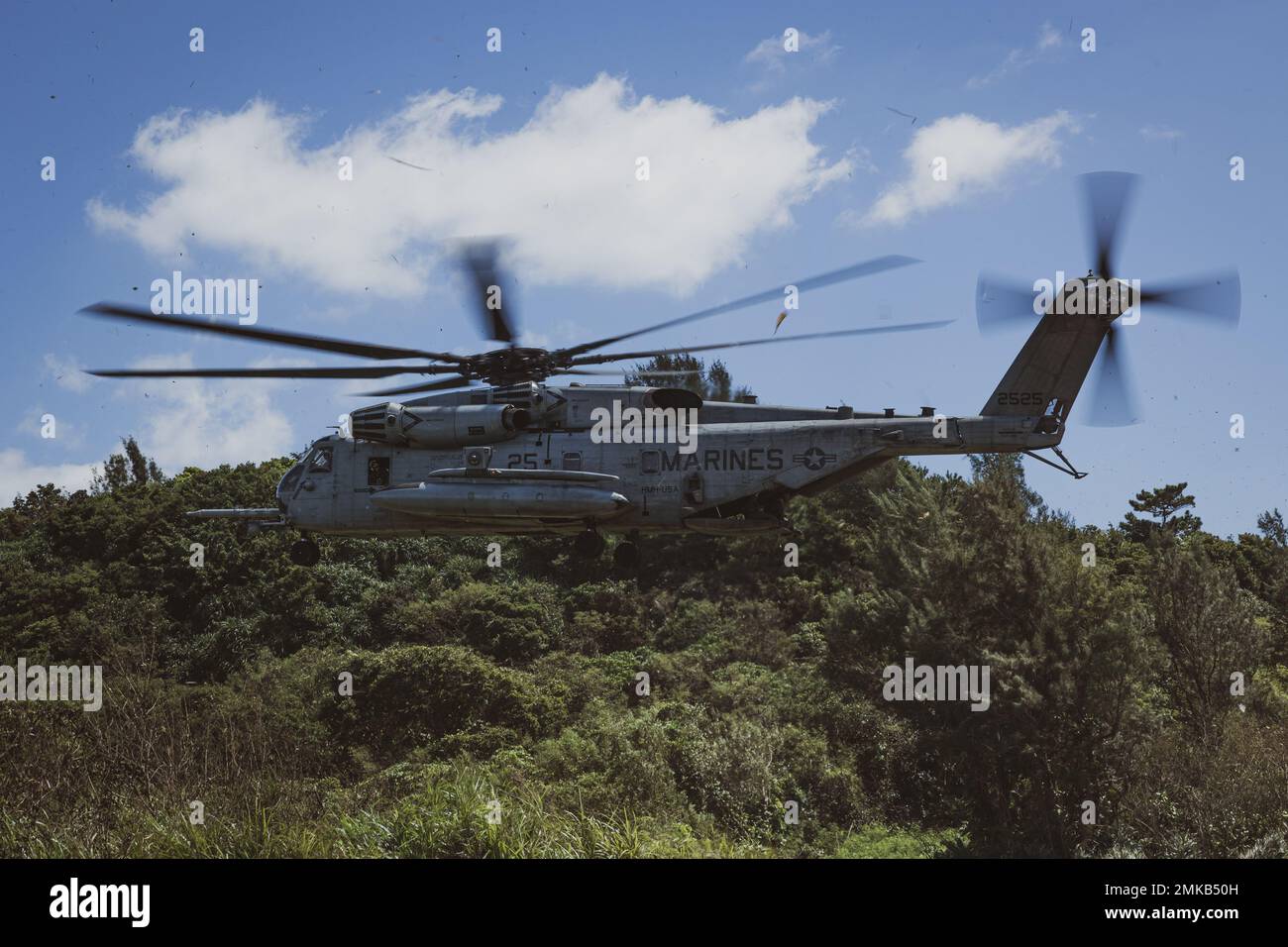 A U.S. Marine Corps CH-53E Super Stallion helicopter assigned to Heavy ...