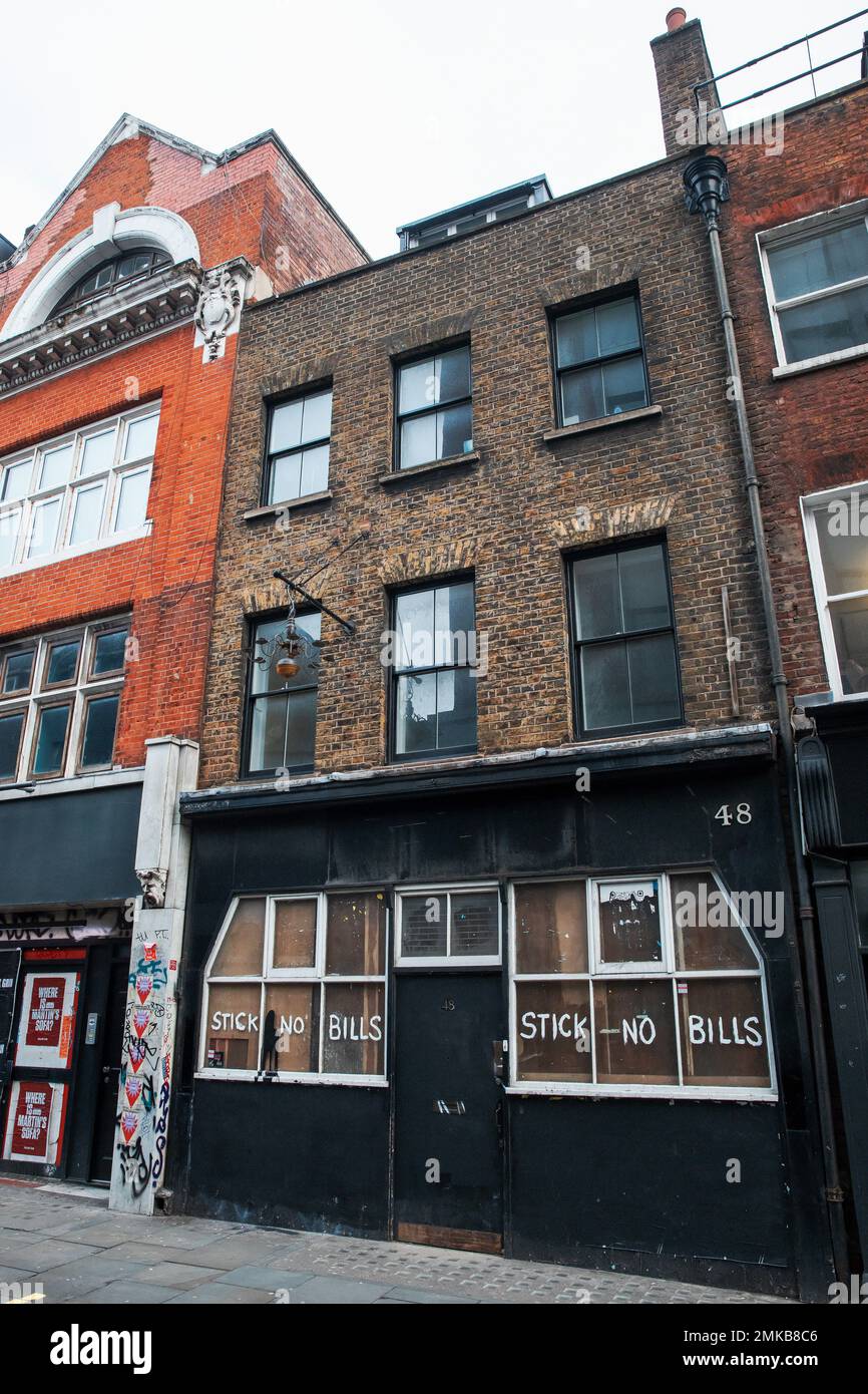 London, UK. 26 January, 2023. A vacant Grade-II listed mixed use ...