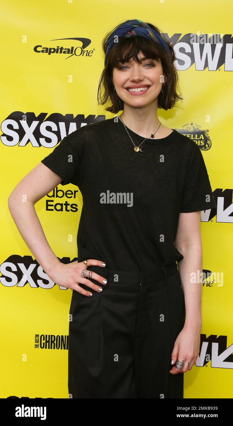 Imogen Poots arrives for the world premiere of "The Art of Self-Defense ...