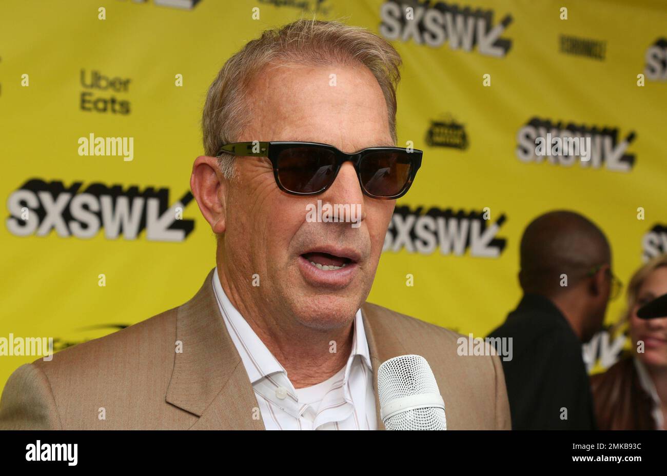 Kevin Costner arrives for the world premiere of "The Highwaymen" at the ...