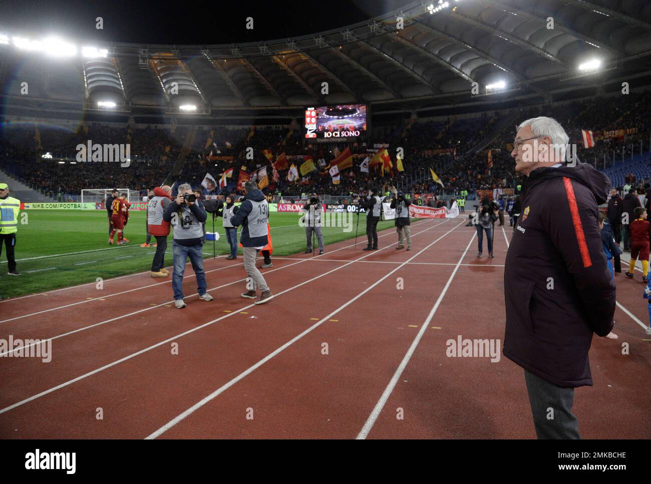 New Roma coach Claudio Ranieri enters the field prior to an Italian ...