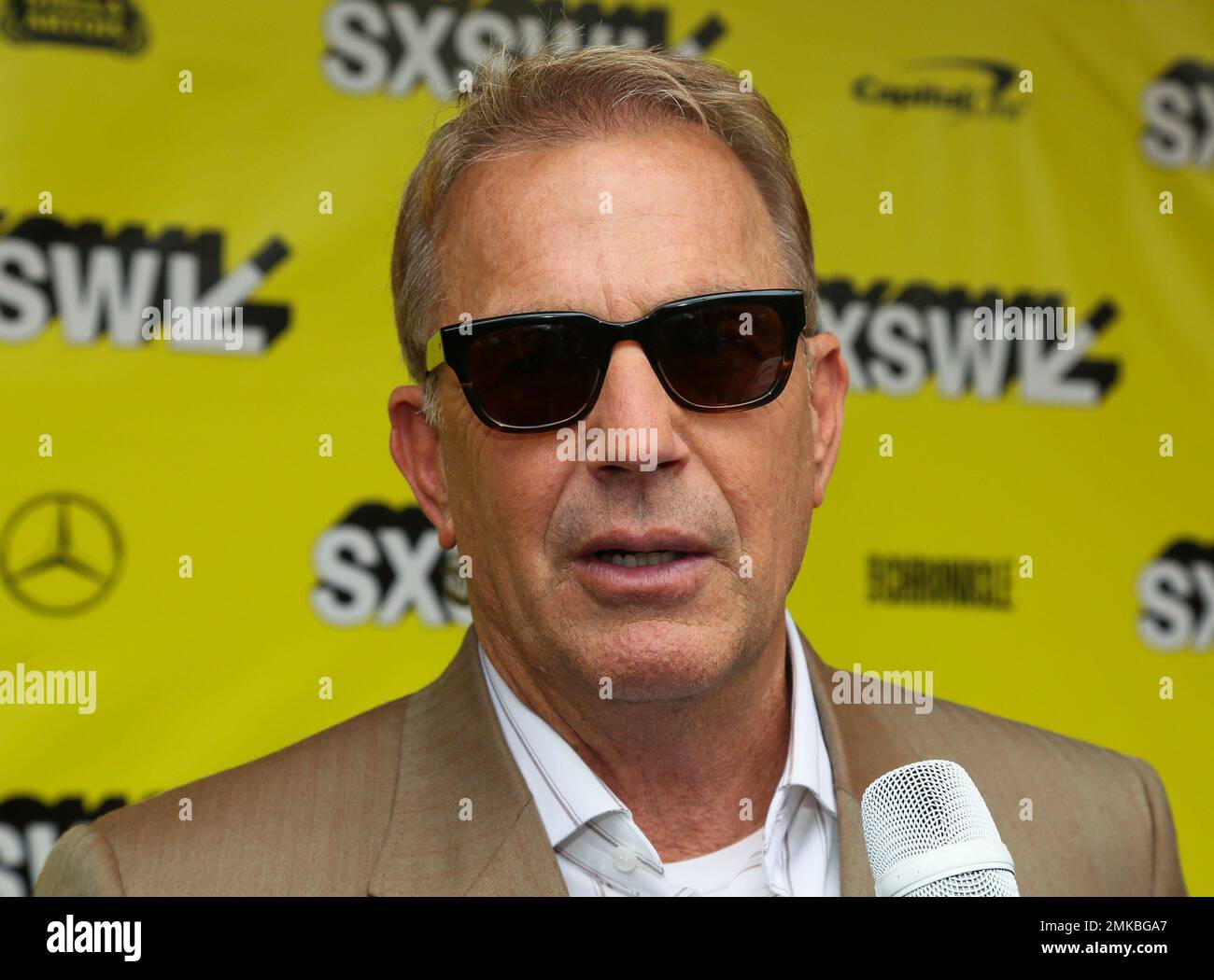 Kevin Costner arrives for the world premiere of "The Highwaymen" at the ...
