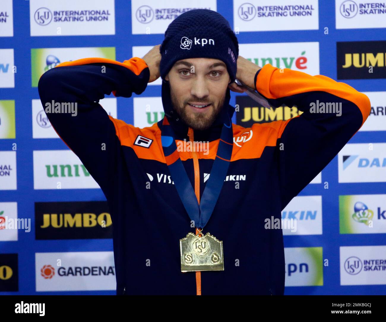 First-place finisher Kjeld Nuis, of the Netherlands, celebrates on the ...