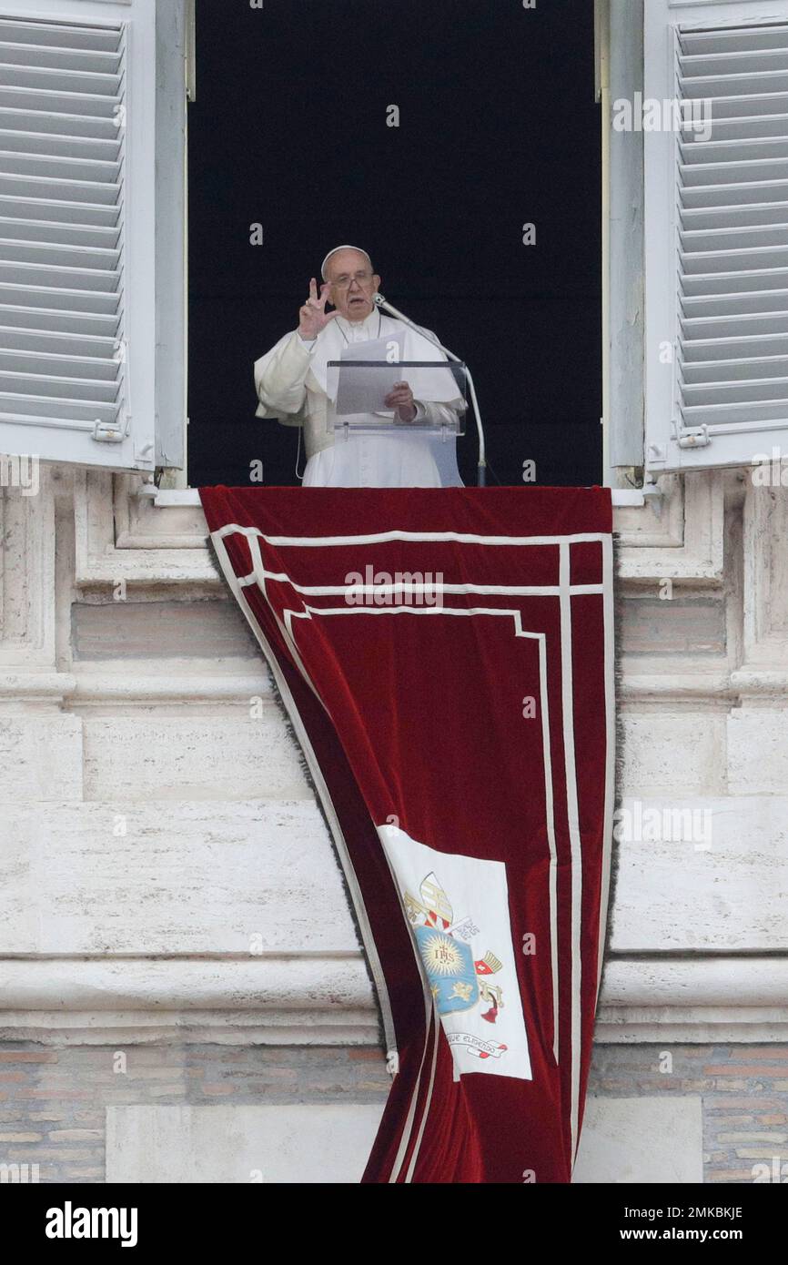 Pope Francis gestures as he delivers his message during the Angelus ...