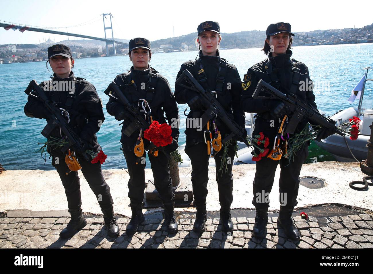 To mark International Women's Day, Turkish female gendarmerie officers ...