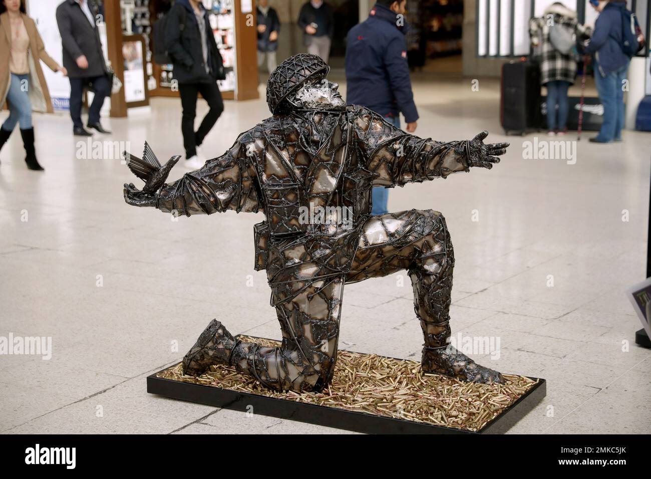 A sculpture named "D-Day: Soldiers of Sacrifice" by British sculptor ...