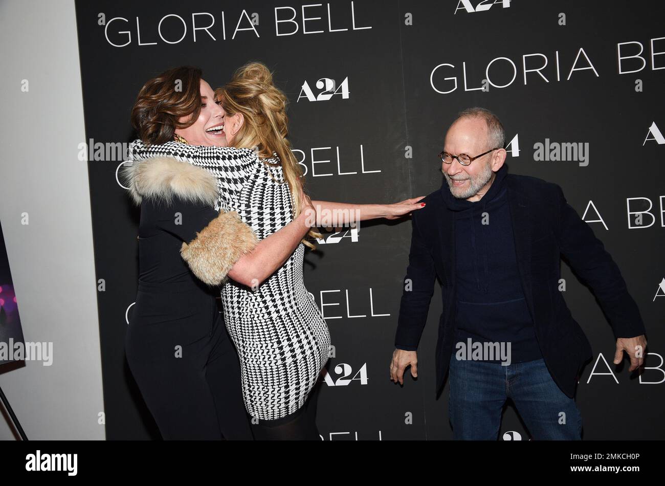 Television personalities Luann de Lesseps, left, and Sonja Morgan greet ...