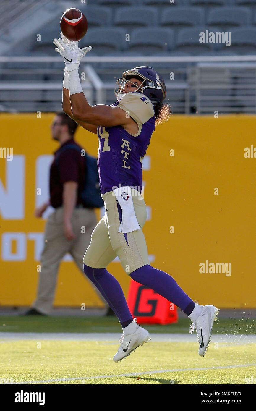 Atlanta Legends wide receiver Malachi Jones (14) warms up before an AAF ...