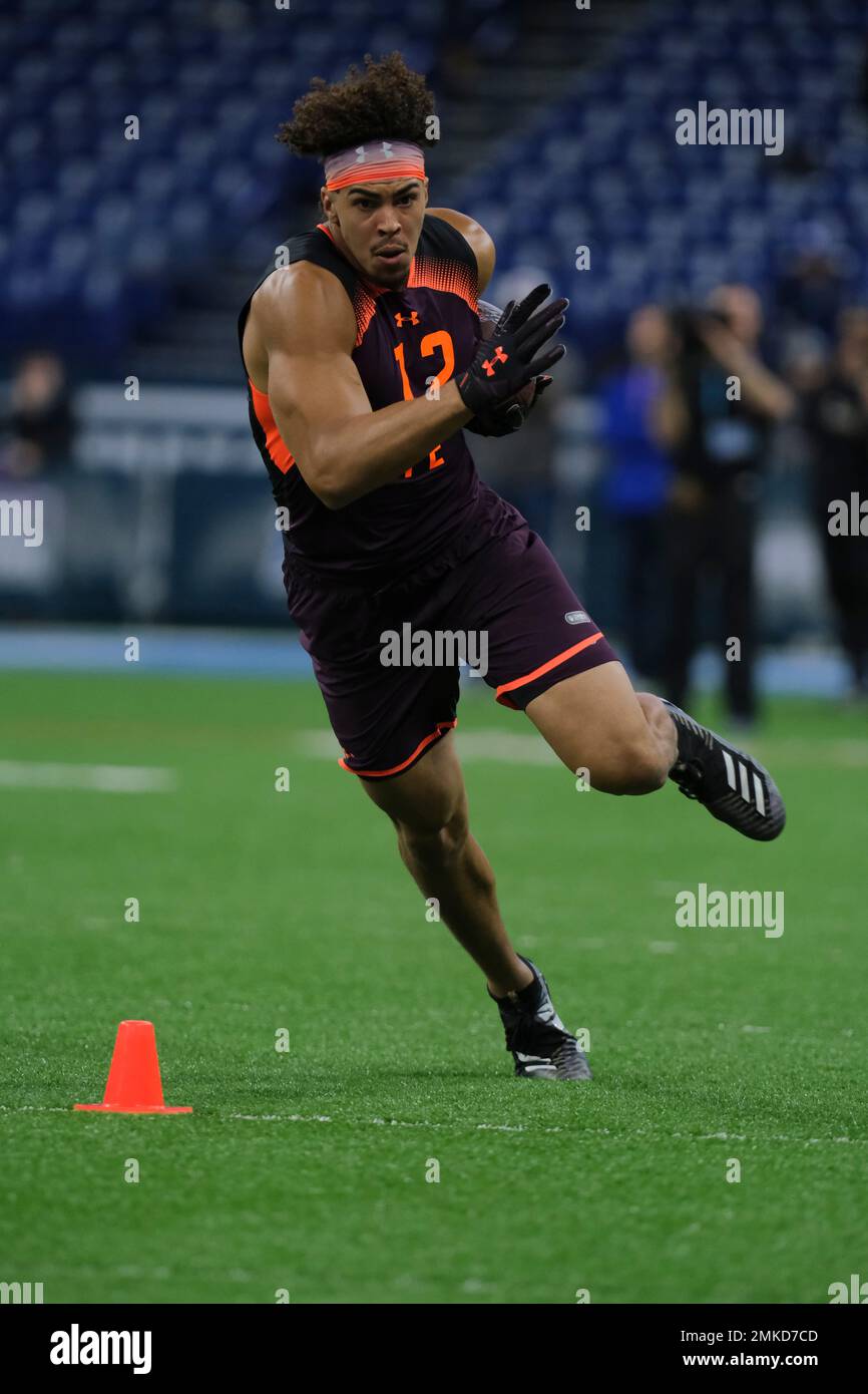 San Jose State tight end Josh Oliver runs in a drill at the NFL ...