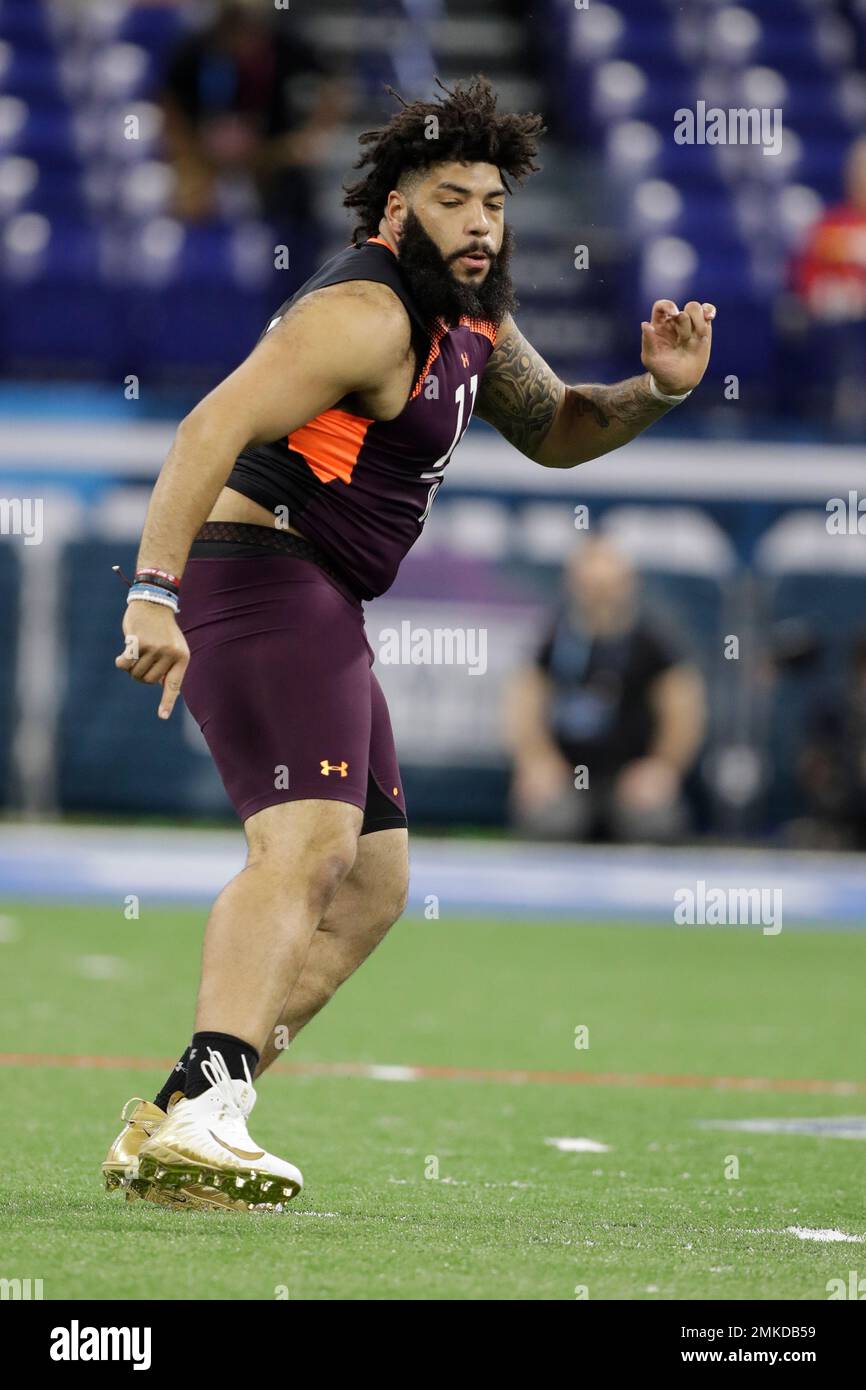 Oklahoma offensive lineman Cody Ford runs a drill during the NFL ...