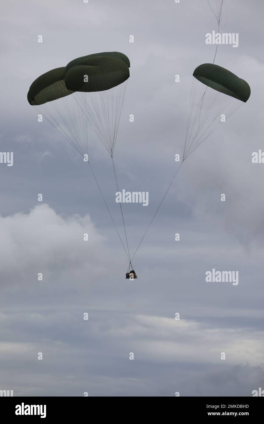 A HMMWV and M119 105 mm howitzer assigned to the 173rd Airborne Brigade ...