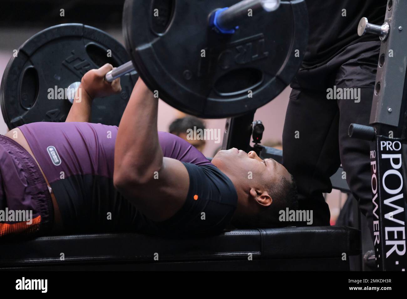San Diego State offensive lineman Ryan Pope does he bench press at the ...