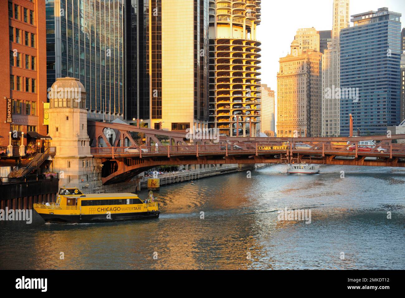 Clark Street Bridge, Chicago River, Chicago, Illinois Stock Photo - Alamy
